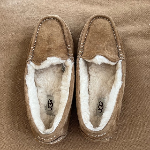 UGG | Shoes | Ugg Ansley Chestnut Slipper | Poshmark